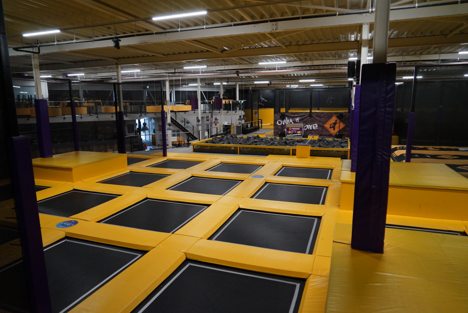 Jumpsquare Amsterdam-Oost wordt Trampoline Park You Jump Amsterdam-Oost ...