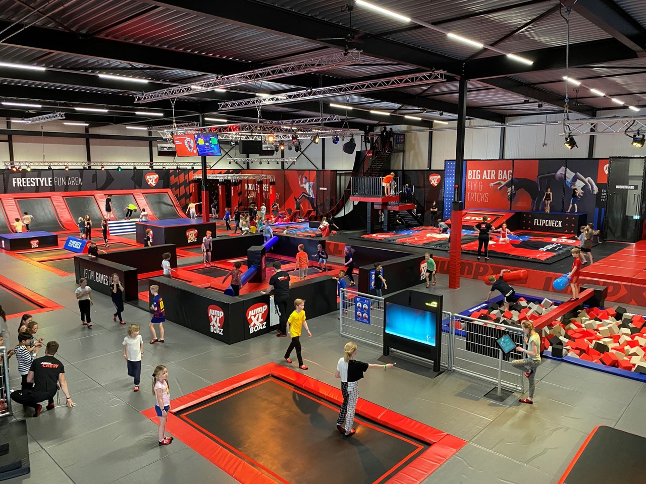 Jump XL Ede by Boaz becomes Trampoline Park You Jump Ede by Boaz